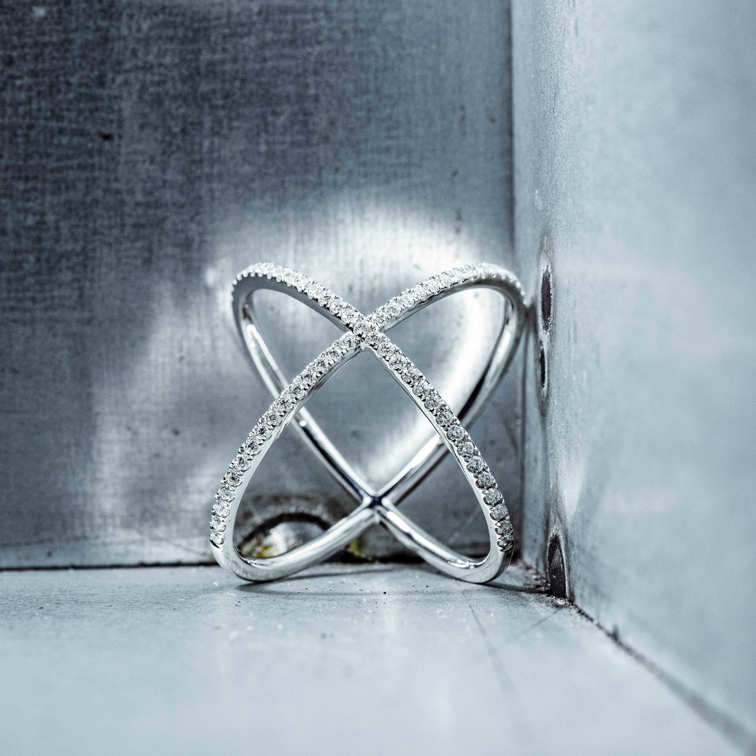 Orbit Diamond Ring